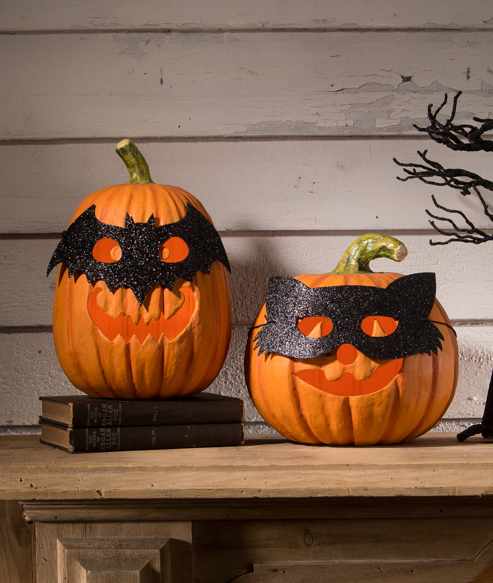 Bat Masquerade Pumpkin – Bethany Lowe Designs, Inc.